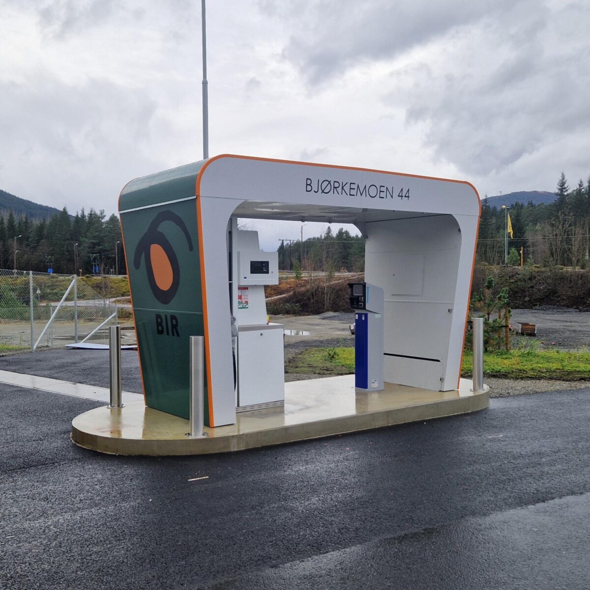 Gas filling station for heavy goods vehicles - Biovoima